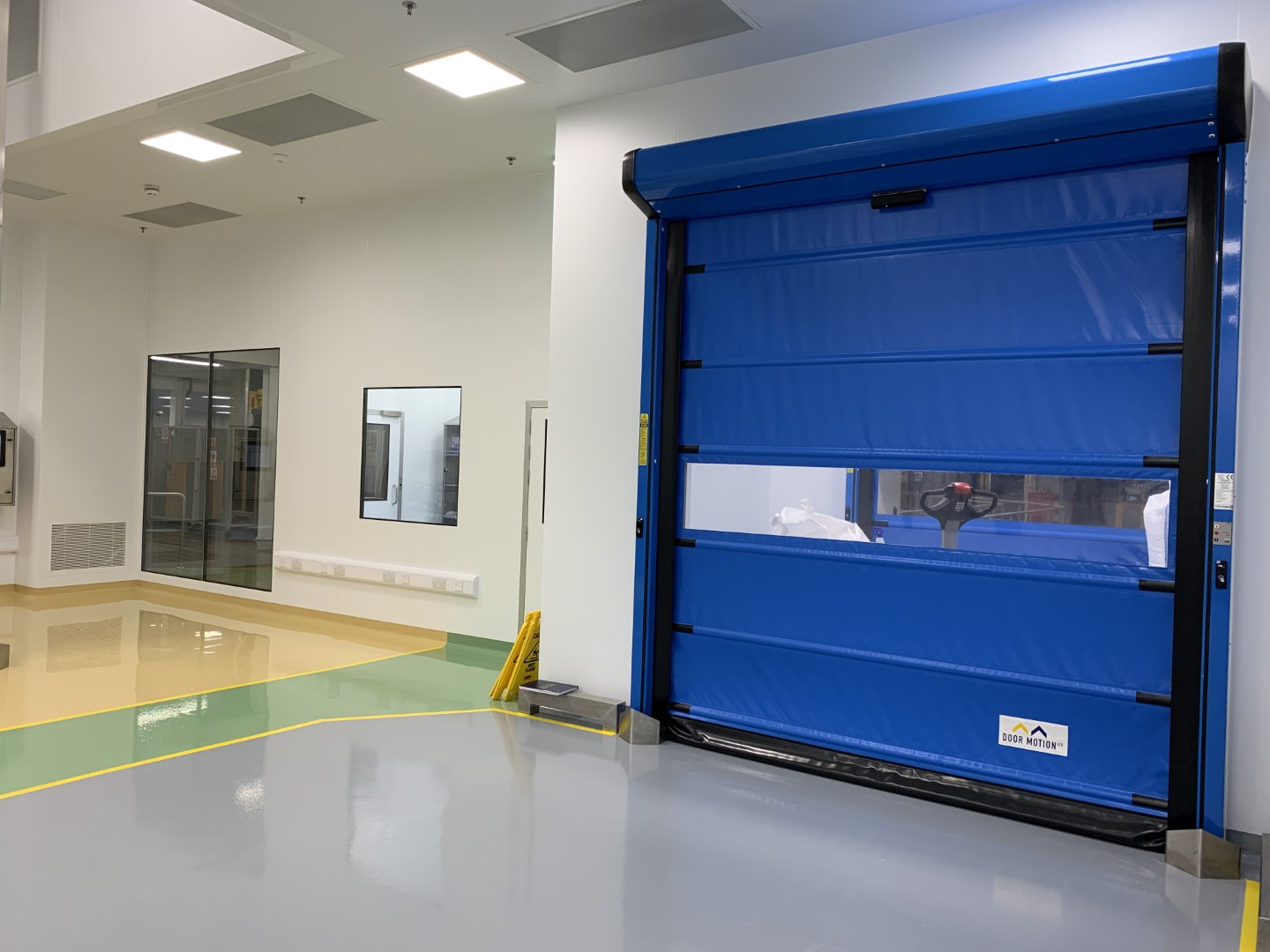 NGS Cleanrooms Gallery - NGS Cleanroom Environments - US